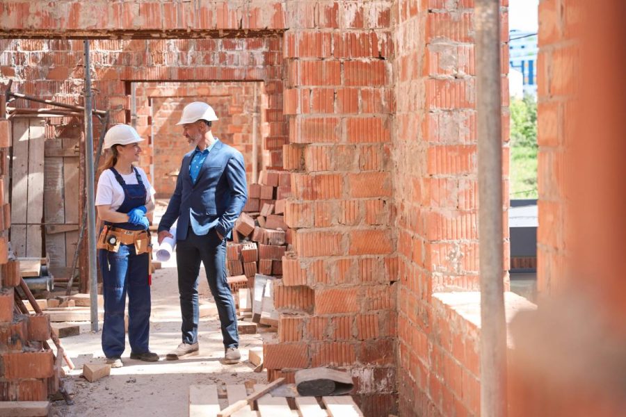 Brick Veneer vs. Double Brick: Which One is Better For You?